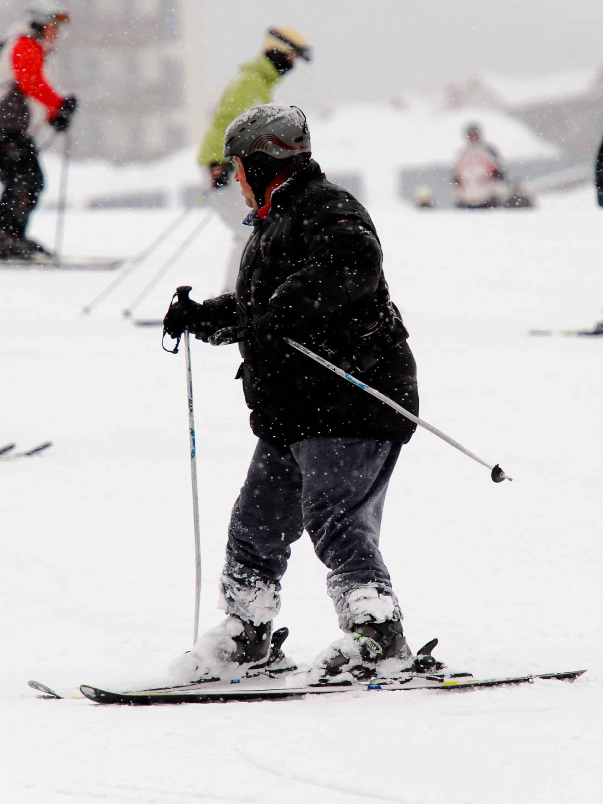 Can Fat People Go Skiing? How About Snowboarding?